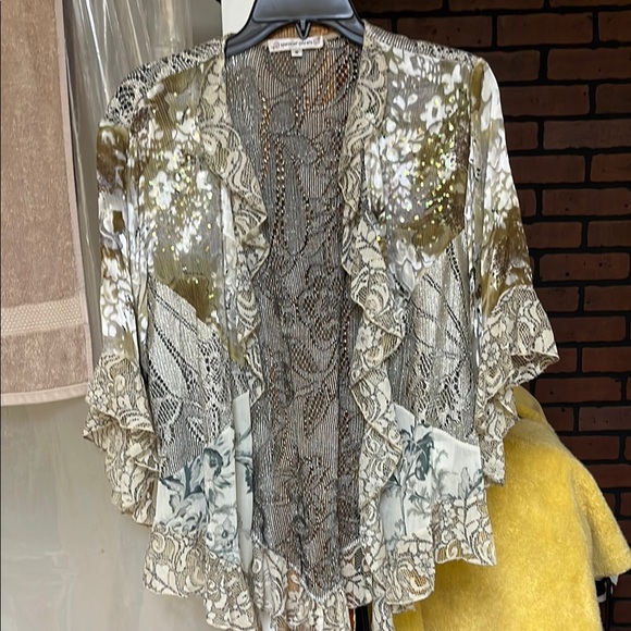 Spencer Alexis | Jackets & Coats | Green And Cream Cape With Elegant ...